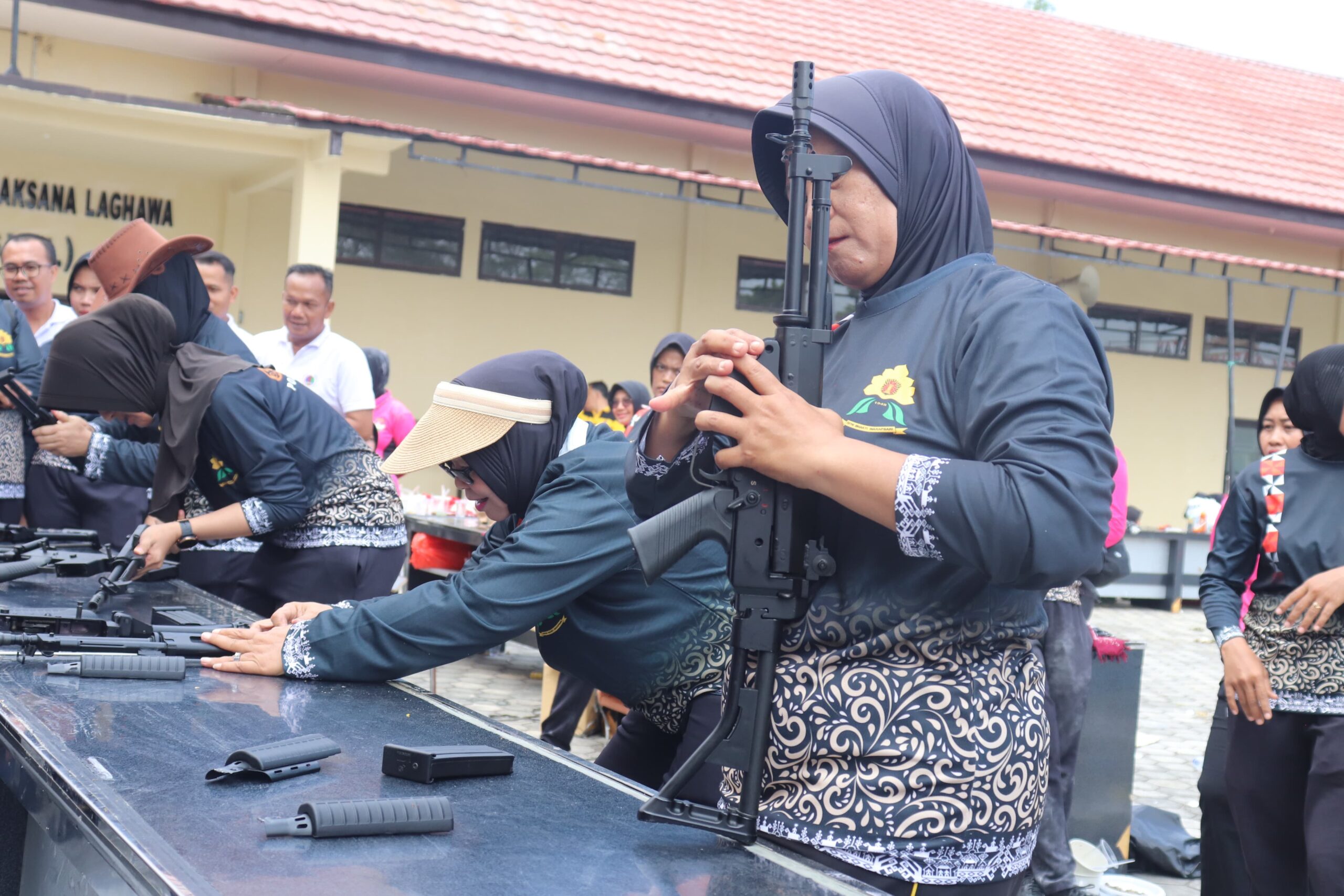 Perayaan HUT Polwan ke-76: Kegiatan Olahraga dan Lomba Seru di Lapangan Apel Polres Lampung ...